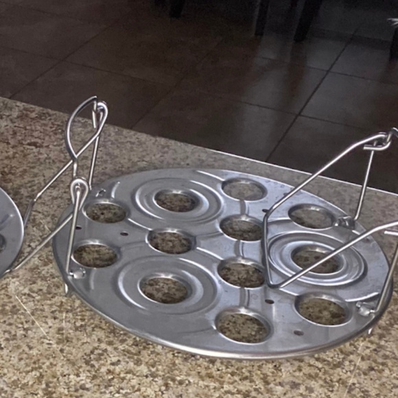 Pampered Chef | Kitchen | Pampered Chef Stackable Steaming Racks For ...